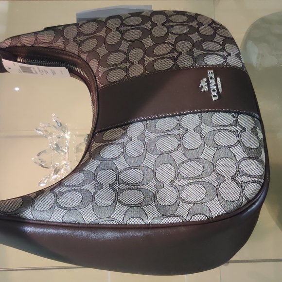 Coach | Bags | New Best Seller Carmen Shoulder Bag In Signature ...